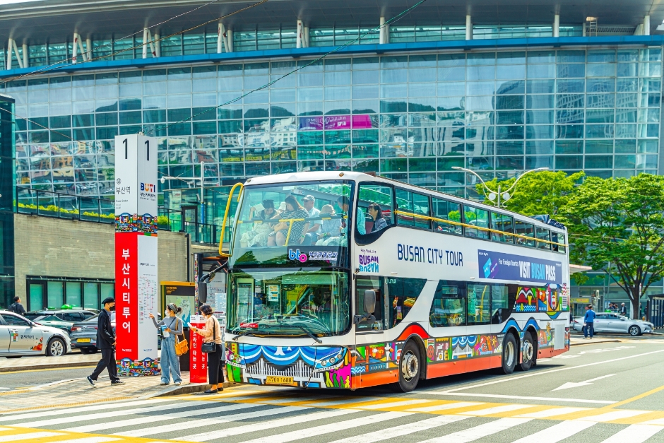 Experience the Beauty of Busan and its Bewitching Nights : VISITKOREA