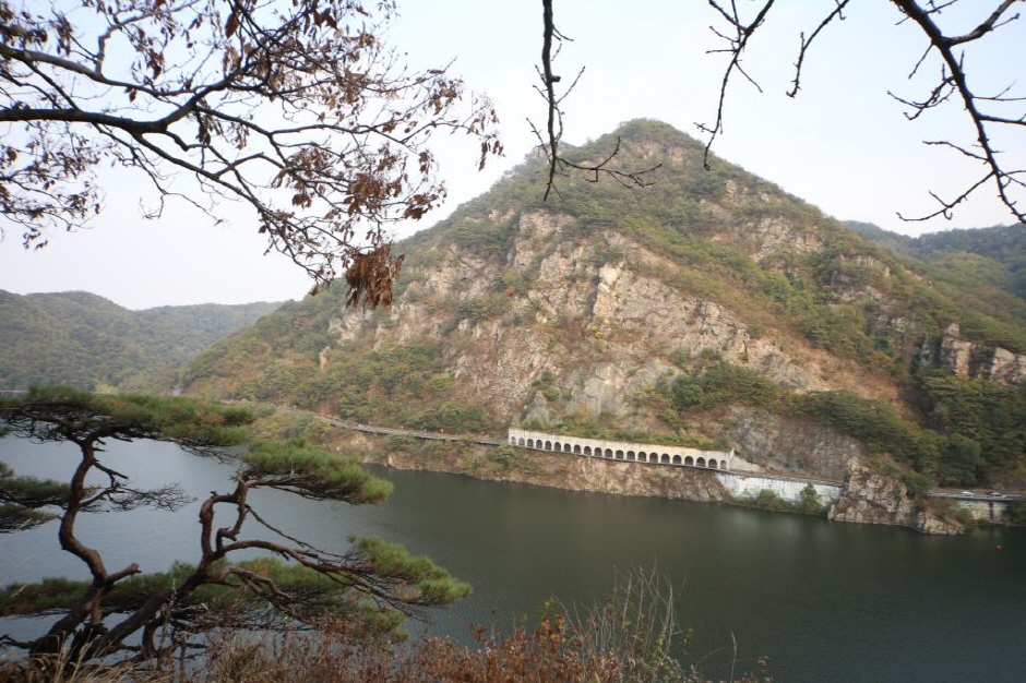 Samaksan Mountain (삼악산 (춘천)) : VISITKOREA