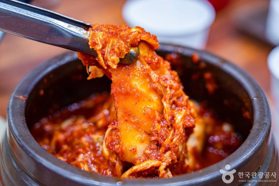 OC Kalguksu (오씨칼국수) : VISITKOREA