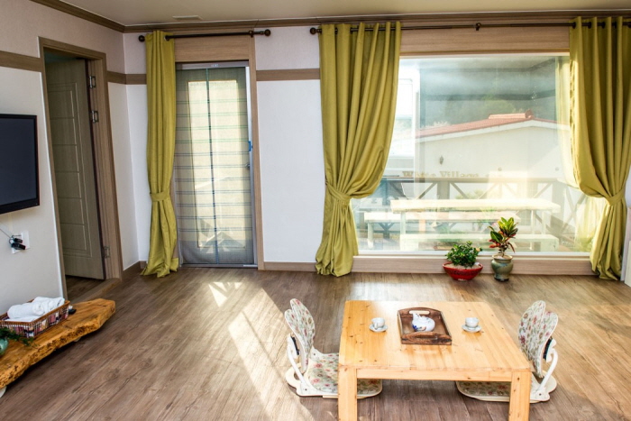 White village / 화이트빌리지 : VISITKOREA