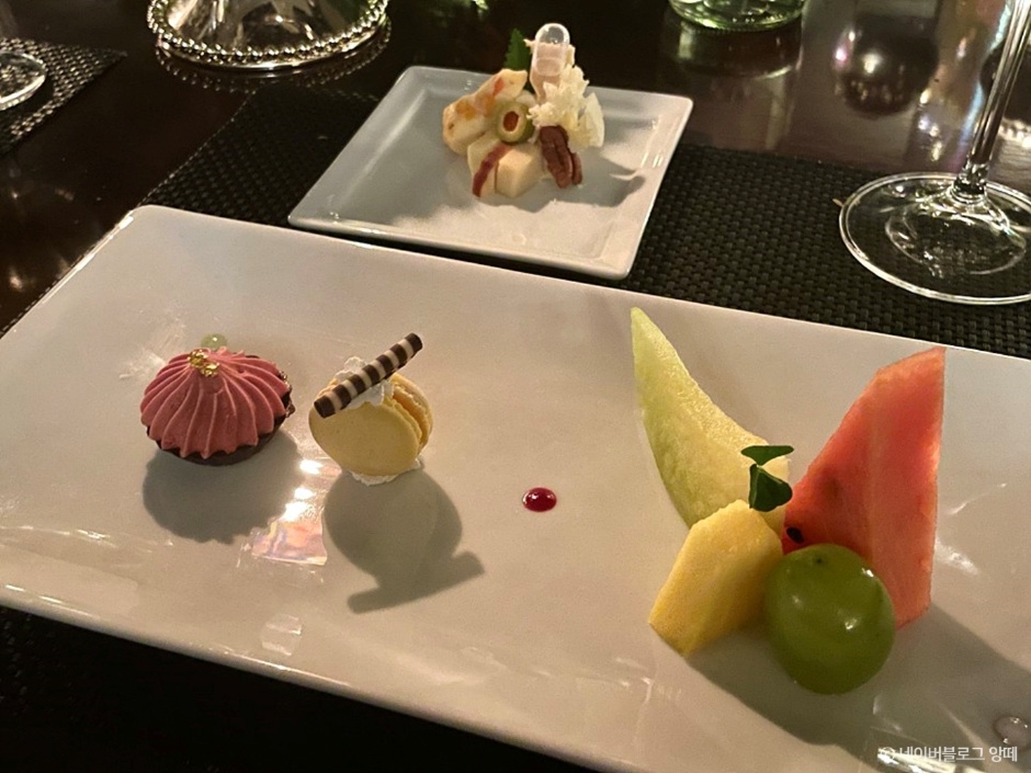 Walking On The Cloud (워킹온더클라우드) : VISITKOREA