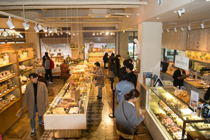 Sungsimdang (성심당) : VISITKOREA